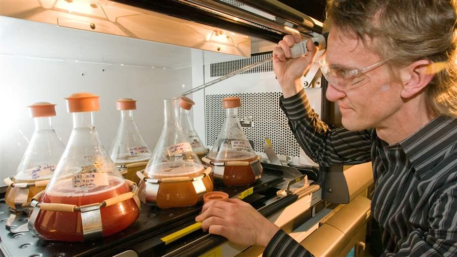 Basic Science Investment Improves U.S. Global Competitiveness | The Pew ...