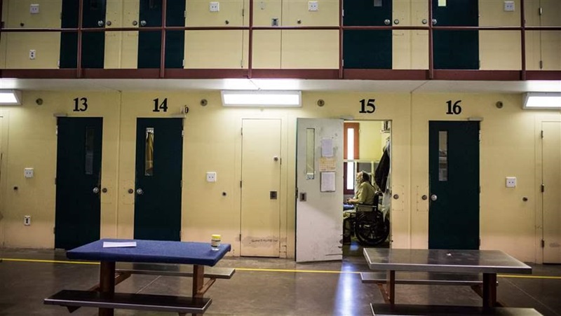 State Prisons and the Delivery of Hospital Care | The Pew Charitable Trusts