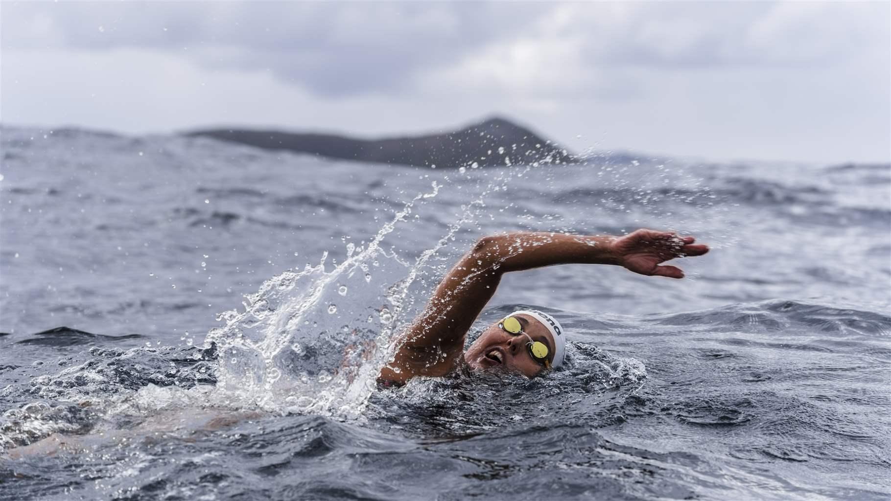 Chilean 'Ice Mermaid' Preps for Antarctic Swim to Support Marine ...