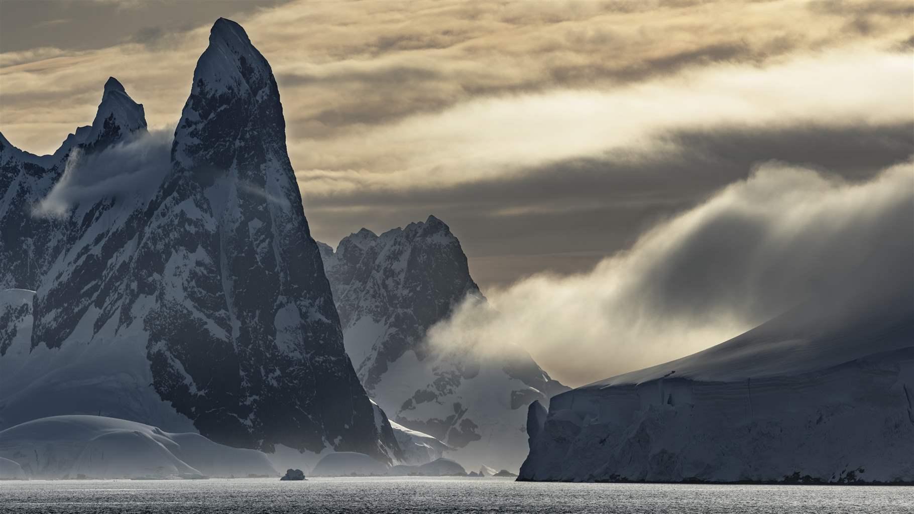 There's Still Time to Save Antarctica | The Pew Charitable Trusts