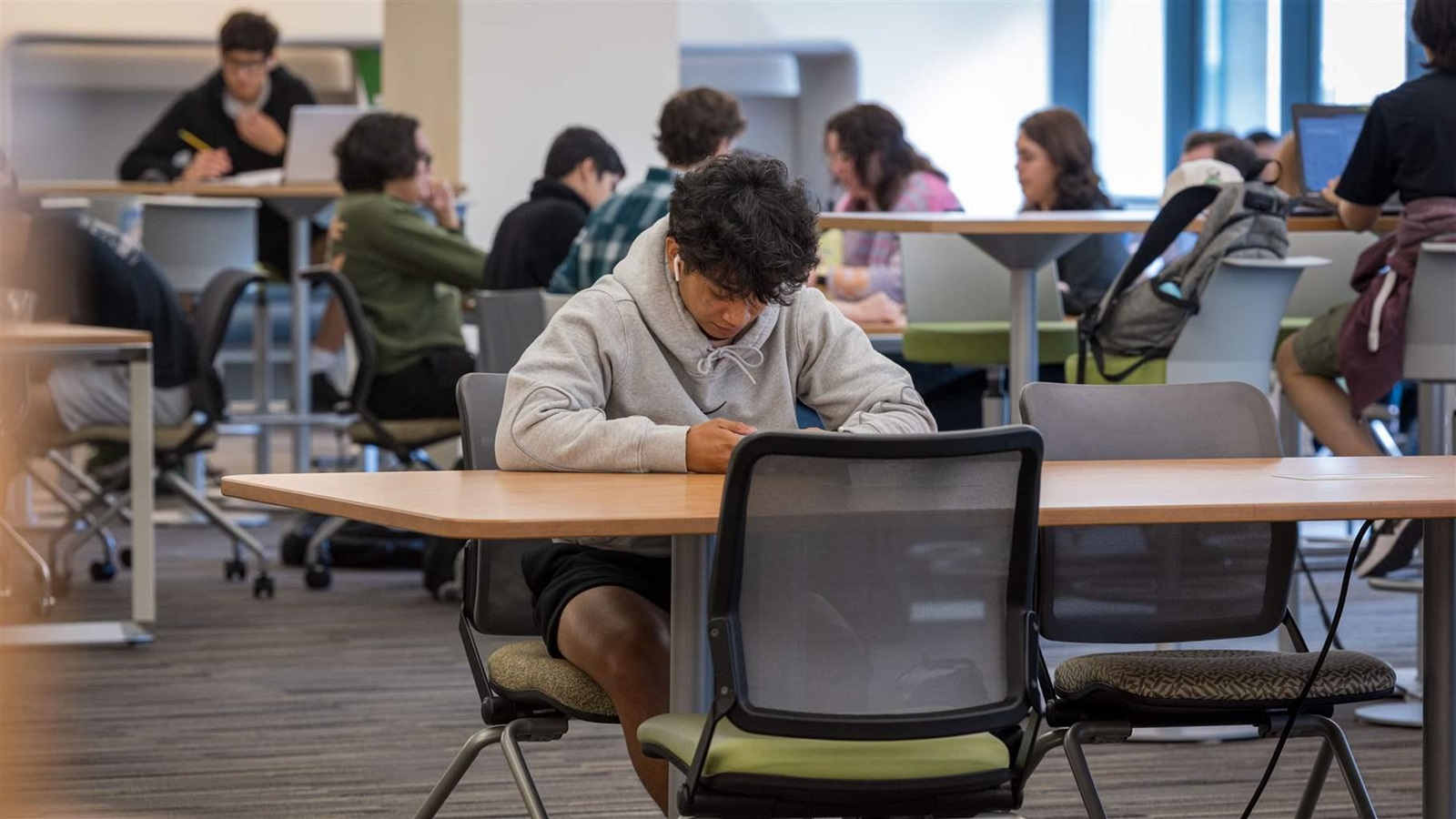 The Student Loan Default Divide: Racial Inequities Play a Role | The ...