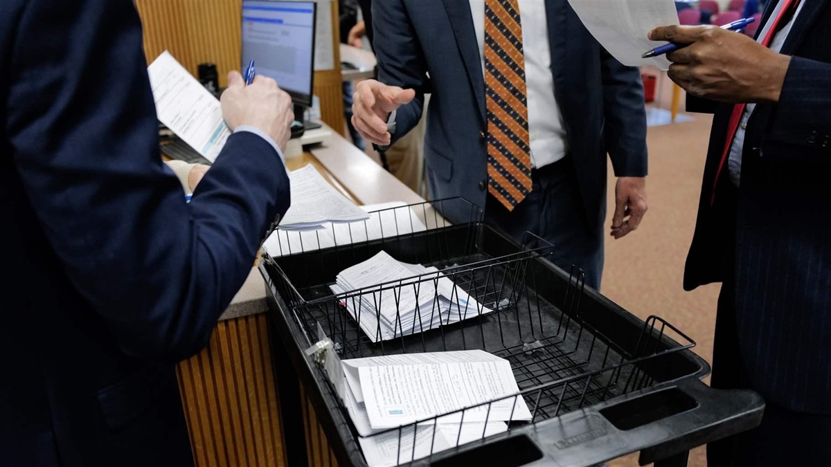 How Many Cases—and What Kind—Do State and Local Courts Handle? | The ...