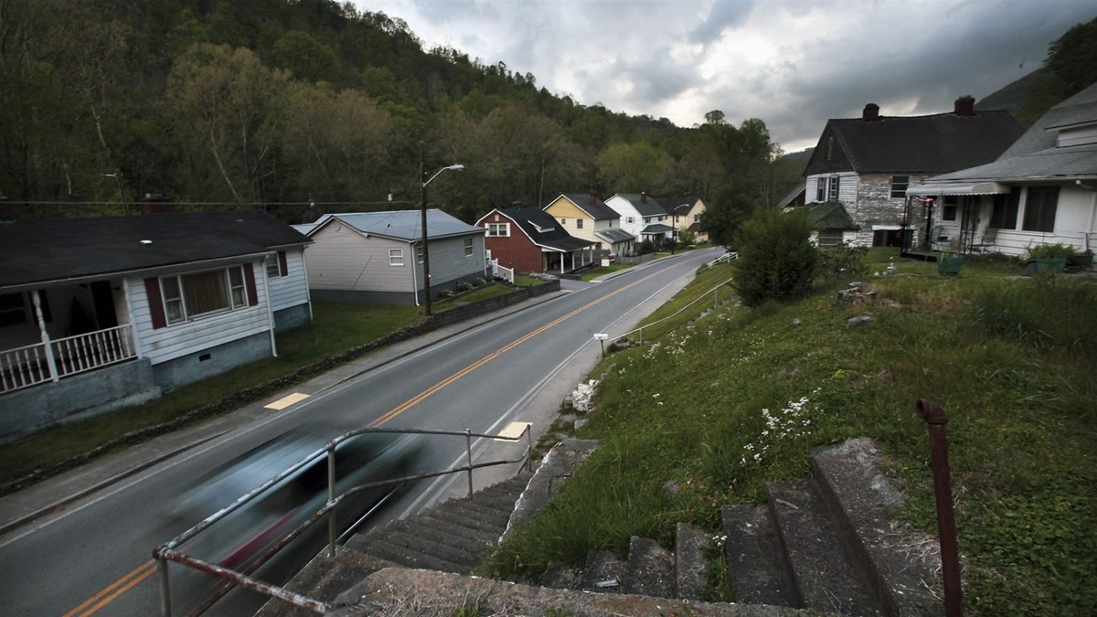 Media Mistrust Has Been Growing for Decades—Does It Matter? | The Pew ...