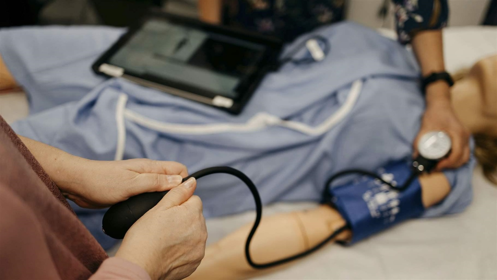 What Science Tells Us About the Secrets Behind Sleep | The Pew Charitable Trusts